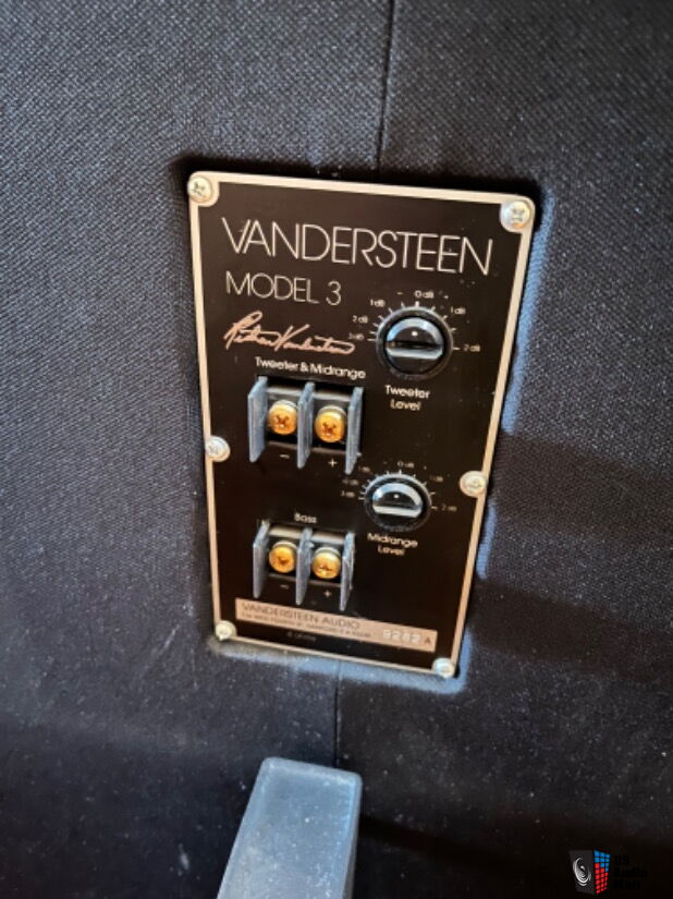 Vandersteen 3A , + VSM and VCC center channel + Velodyne v-1012 Photo ...