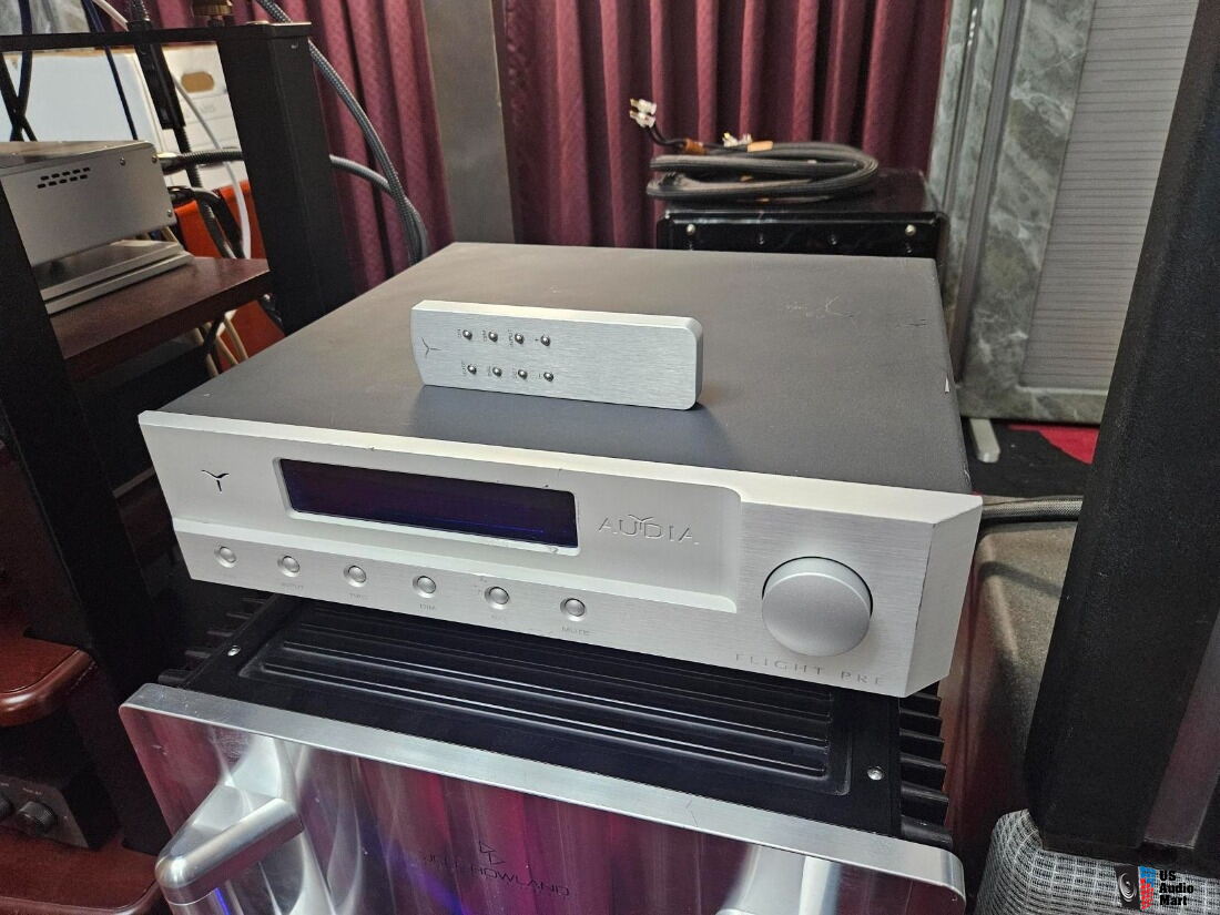 Audia Flight PRE MK3 Preamp w/ Remote, Phono, Free Shipping Photo ...