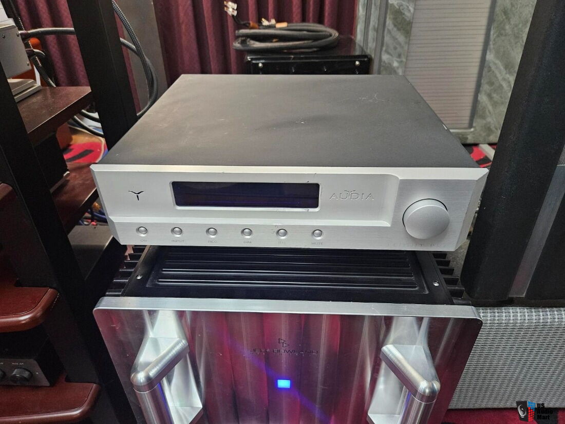Audia Flight PRE MK3 Preamp w/ Remote, Phono, Free Shipping Photo ...