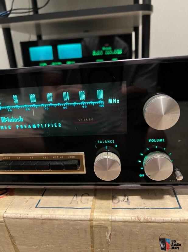Mcintosh MX114 Tuner/Preamp Excellent Photo #5357741 - US Audio Mart