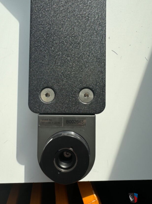 Newport Vistek Mechanical Isolation and platform