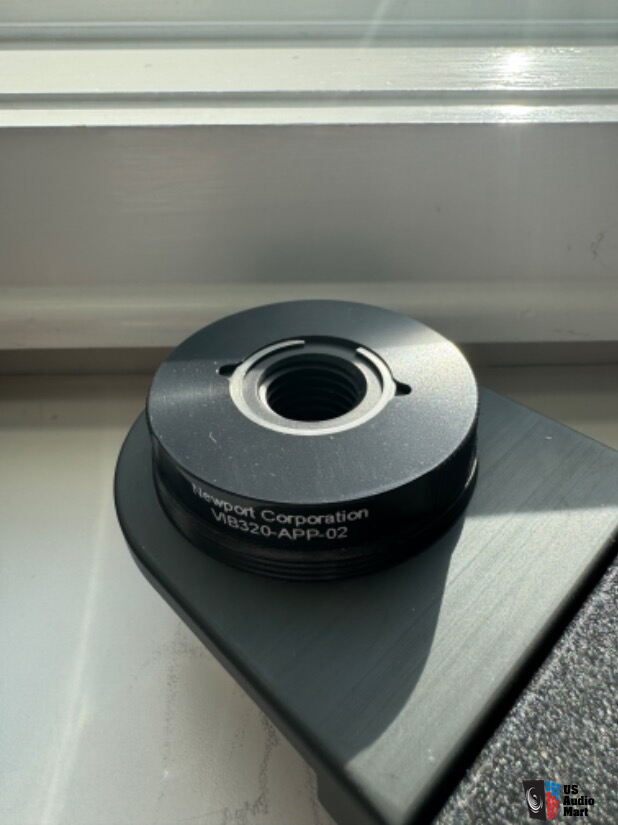 Newport Vistek Mechanical Isolation and platform