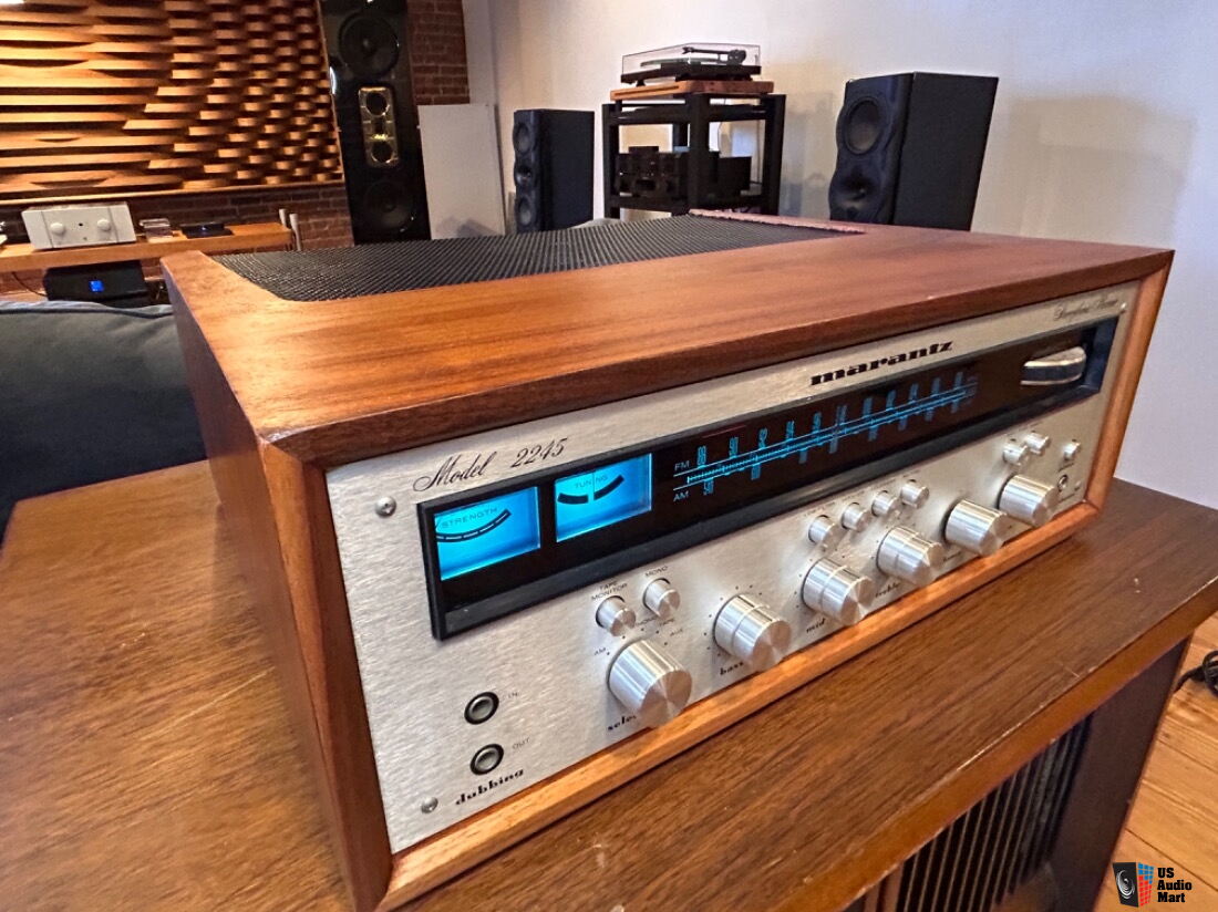 Marantz 2245 Vintage Receiver, A Collector's Every Wish!