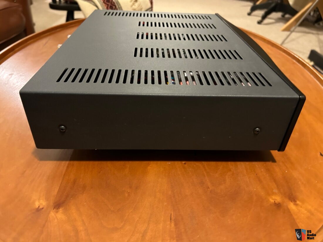 Hegel H95 integrated amp w/upgraded remote available Photo #5364497 ...