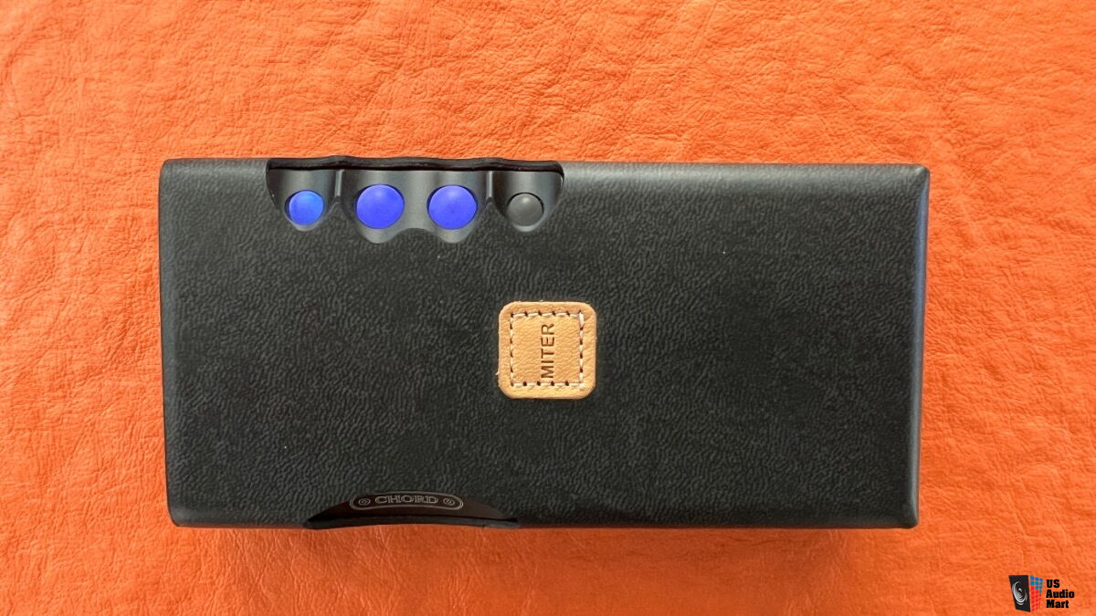 Chord Mojo 2 and Poly with Miter case Photo #5370666 - US Audio Mart