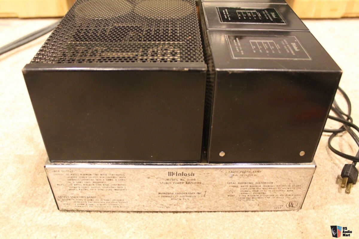 McIntosh MC2100 Solid State Twin 105 Watt Stereo Power Amplifier Photo ...