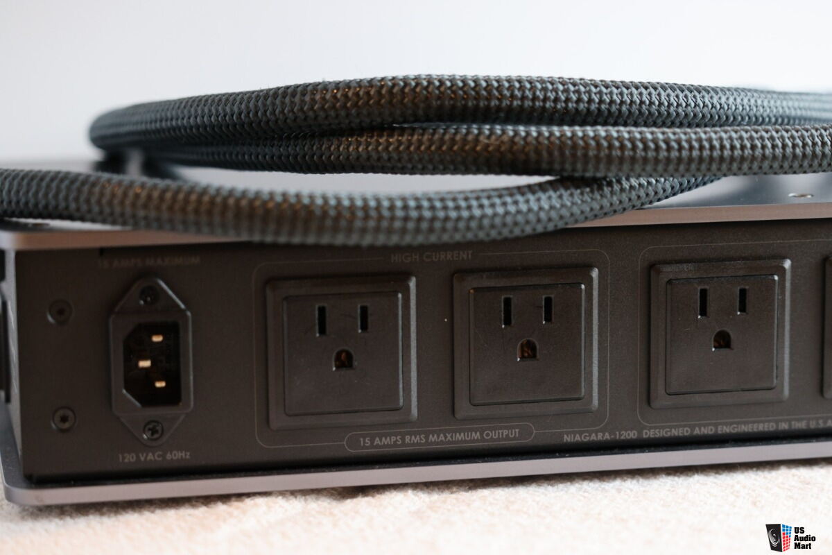 AudioQuest Niagara 1200 Power Conditioner + AQ NRG-Y Power Chord Photo ...