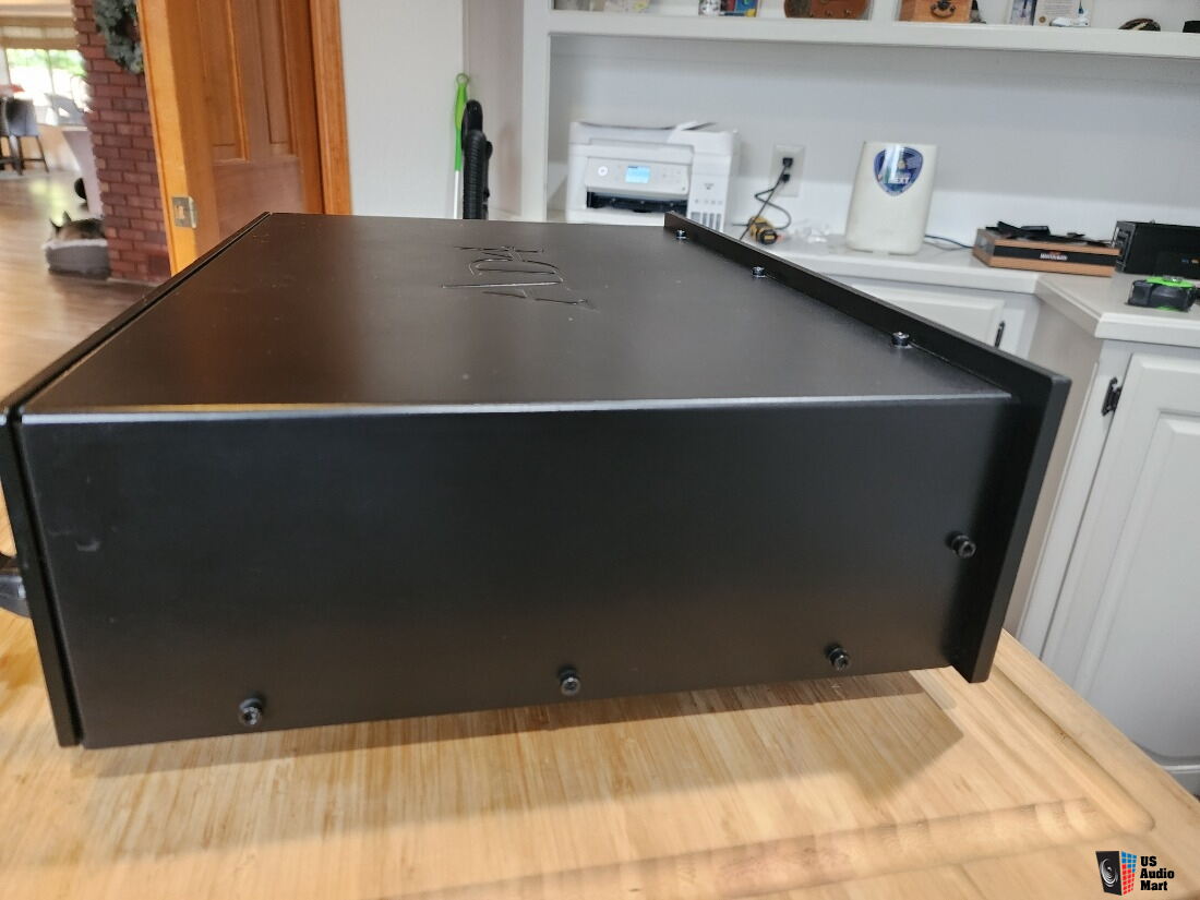 Starke Sound AD4.320 4 channel Power Amplifier Class AB design Photo ...