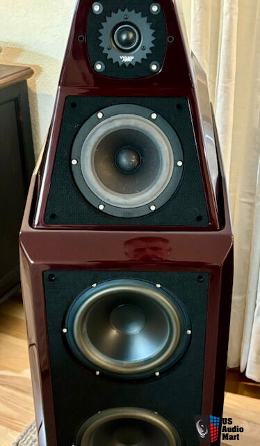 Wilson Audio Sasha 2 in Cranberry Pearl