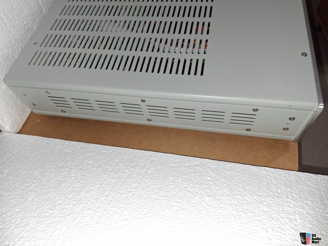 Krell S-300i Integrated Amplifier w/ original remote Photo #5383326 ...