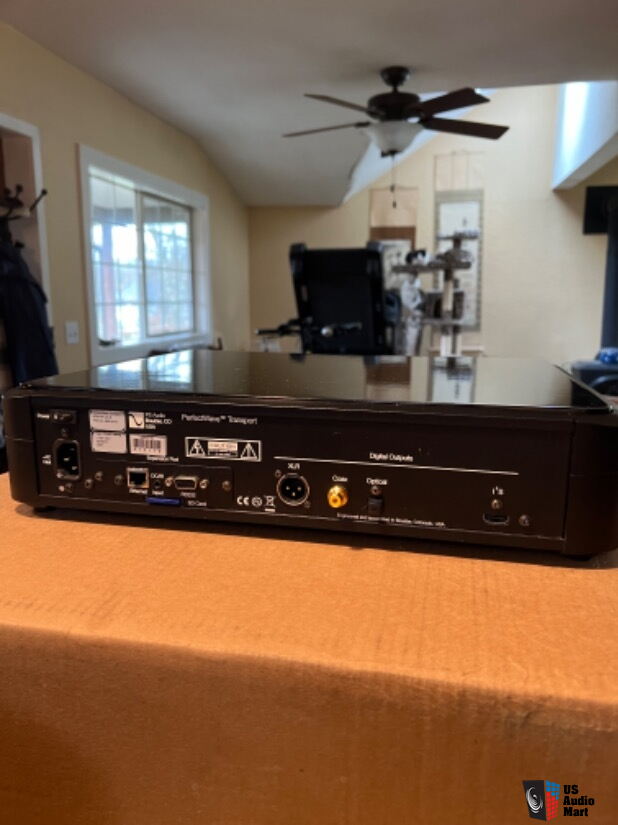 PS Audio Perfect Wave Transport 9/10 condition Photo #5385550 - US ...