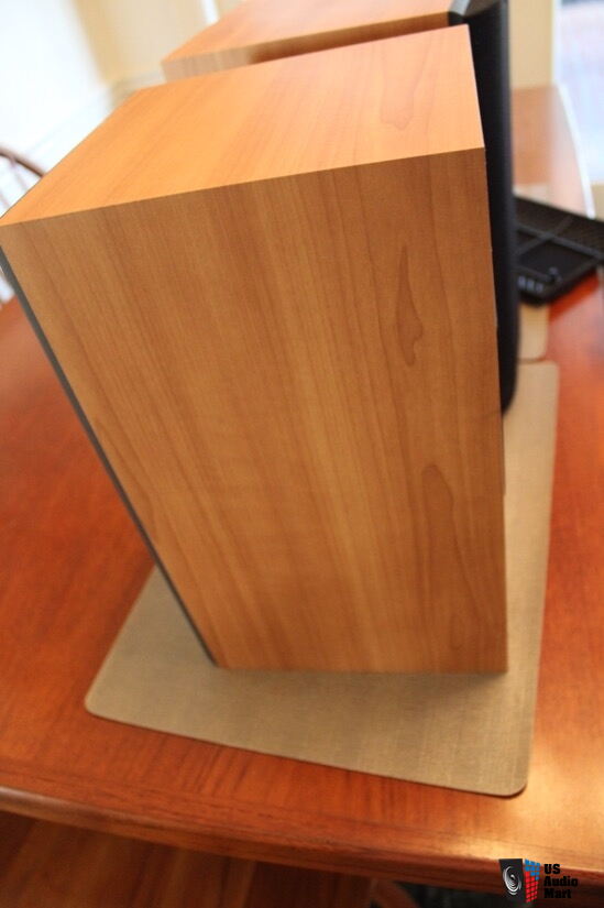 B&W DM601 S2 Bookshelf Speakers Excellent!! Bowers & Wilkens
