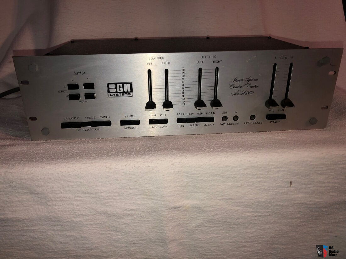 BGW Preamplifier Model 202 Photo #5386673 - US Audio Mart
