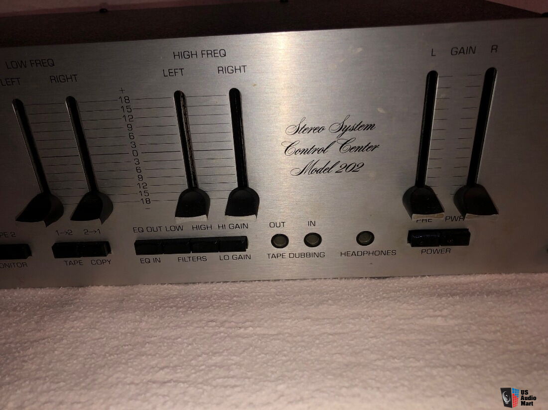 BGW Preamplifier Model 202 Photo #5386673 - US Audio Mart