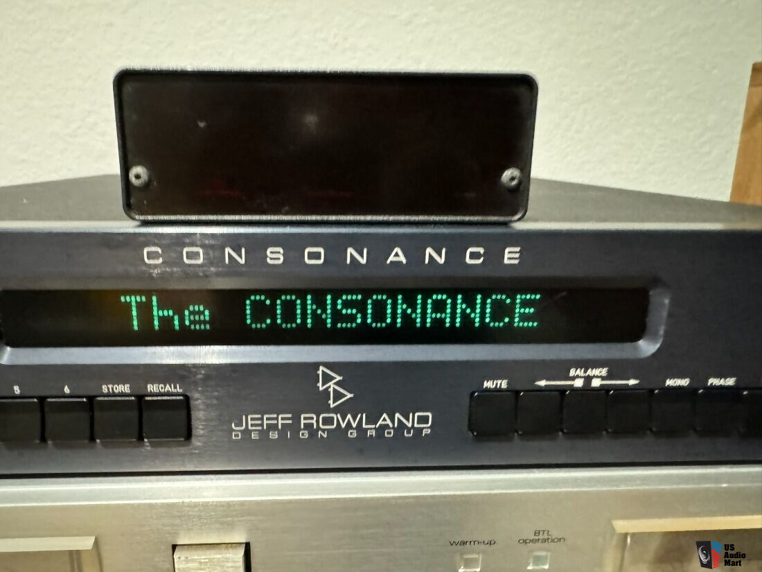 Jeff Rowland - Consonance Preamp with Phono, Universal RC & NEW Display ...