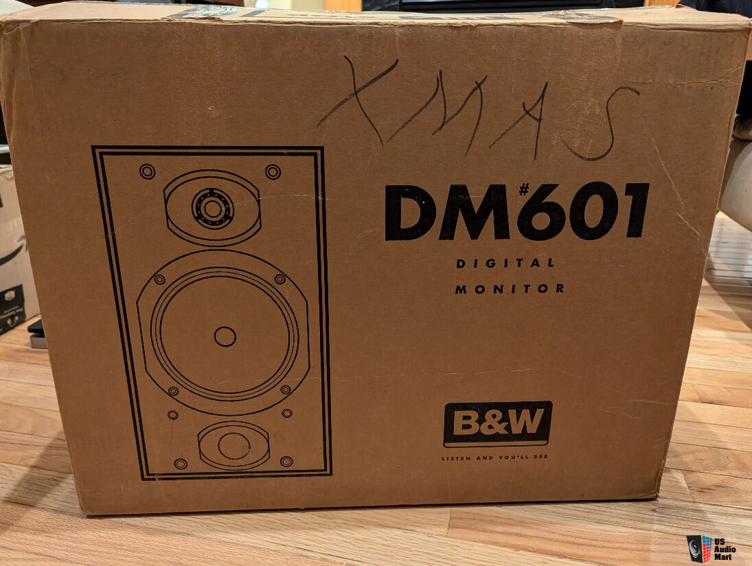 B&W DM601 OG/S1 Bookhelf Speakers Photo #5388042 - Canuck Audio Mart