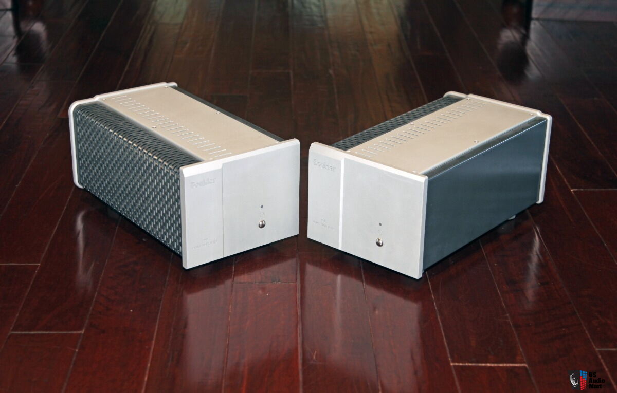 Boulder 850 Balanced Power Mono Block Power Amplifiers; Pair Photo ...