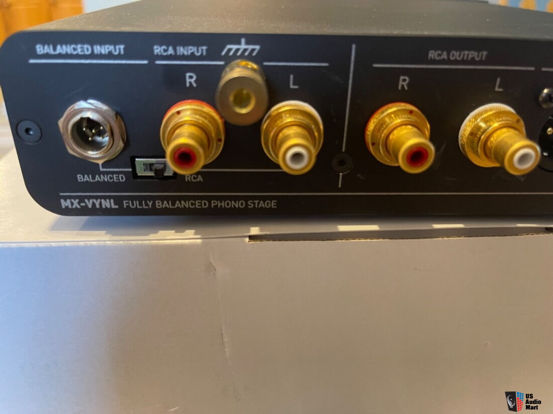 MUSICAL FIDELITY MX-VYNL fully-balanced MM/MC Phono preamp Photo ...