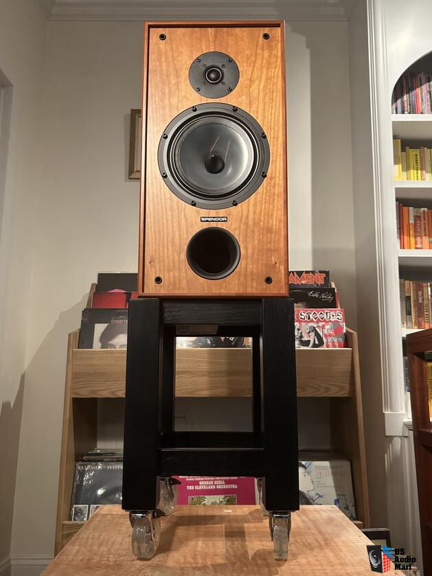 Spendor SP2/3r2 Bookshelf Speakers, Walnut Pair with Stands Photo ...