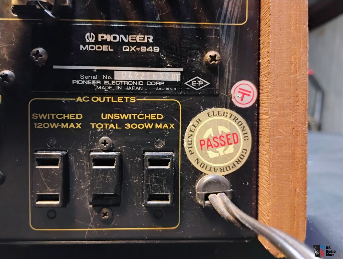 Used Pioneer QX-949 Quadraphonic 4 Channel Stereo Receiver Photo ...