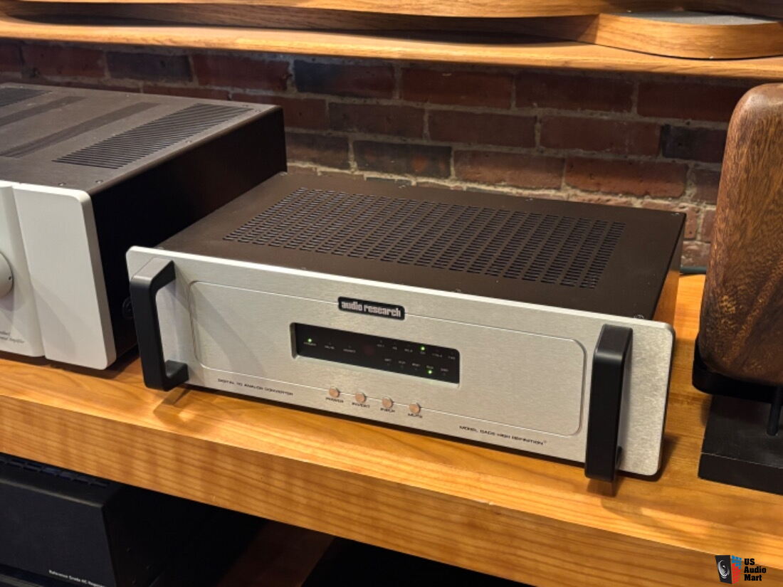 Audio Research, DAC 8 - Reference Quality Digital Converter Photo ...