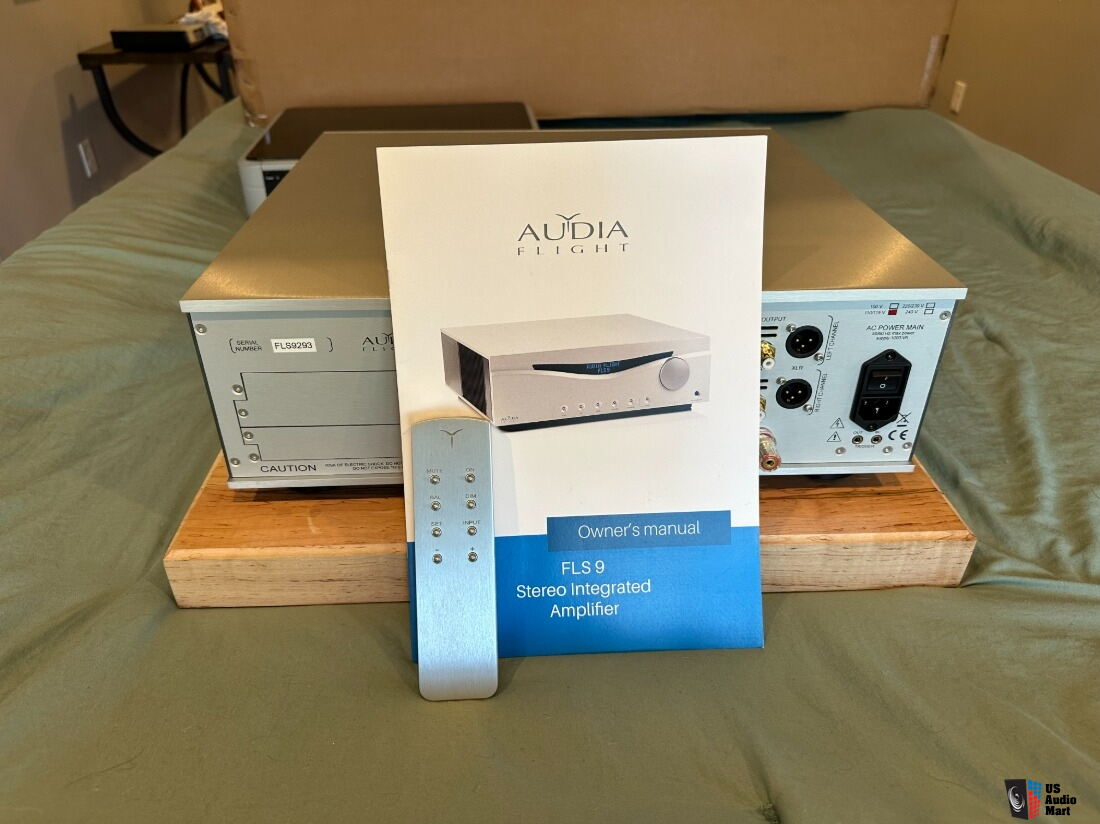 Audia Flight FLS-9 Integrated Amplifier, Mint Photo #5401834 - US Audio ...