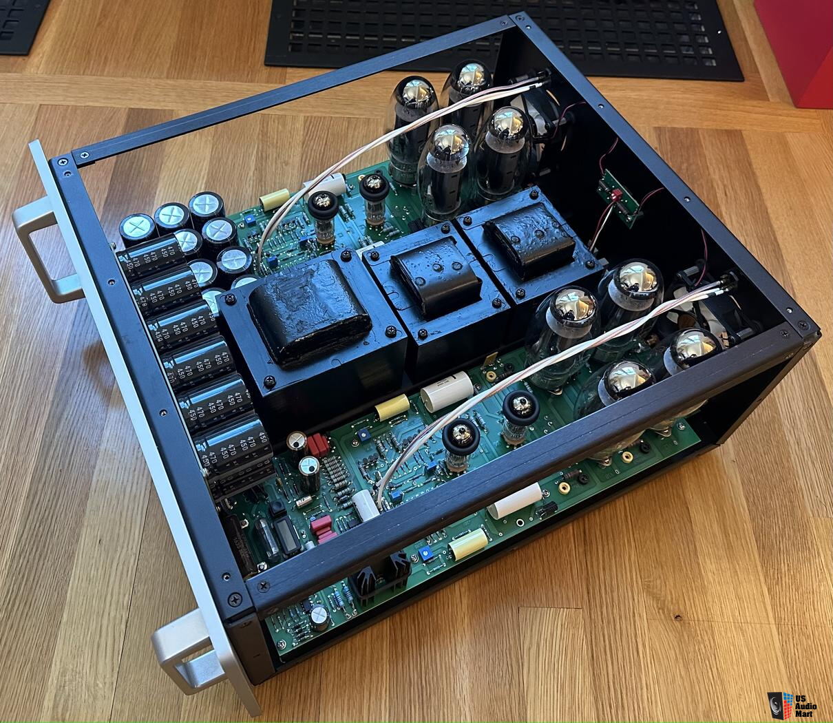 Audio Research Reference 150 se Amplifier + Extra tubes + HRS dampening ...