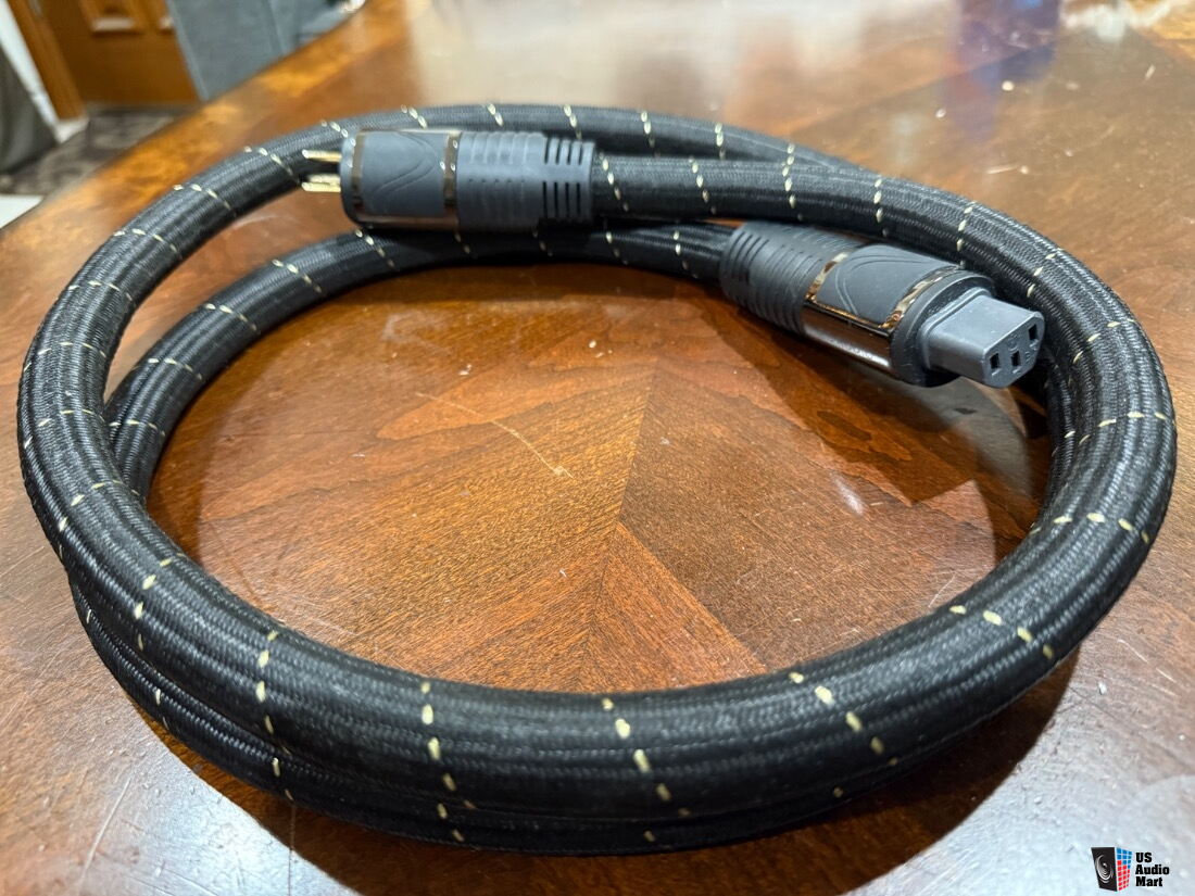 PS Audio PerfectWave AC-12 Power Cables * 1M /2M Photo #5405771 - US ...