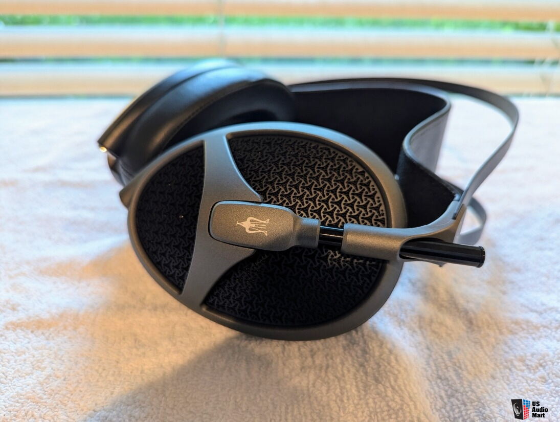 Meze Elite - Like new + PCUHD cables Photo #5406350 - US Audio Mart