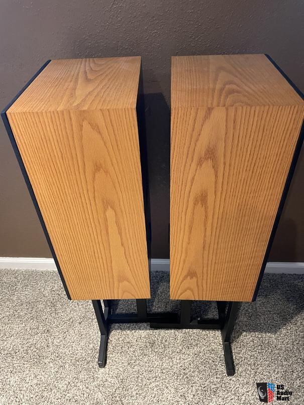 Snell JIII loudspeakers w/Target stands Photo #5406812 - Canuck Audio Mart