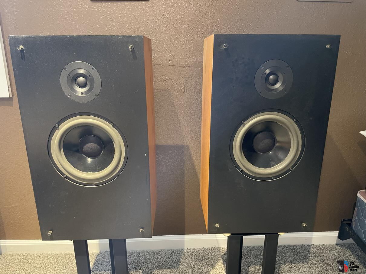 Snell JIII loudspeakers w/Target stands Photo #5406811 - US Audio Mart