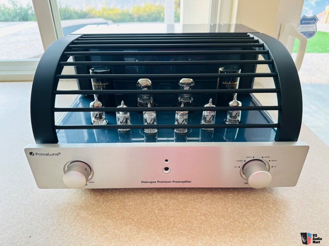 Primaluna Dialogue Premium Preamplifier - HiFi Tuning Fuses - Philips ...