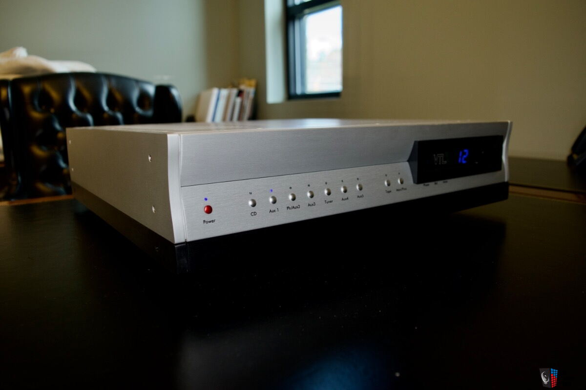VTL TL 5.5 Series II Signature Preamplifier Photo #5409096 - US Audio Mart