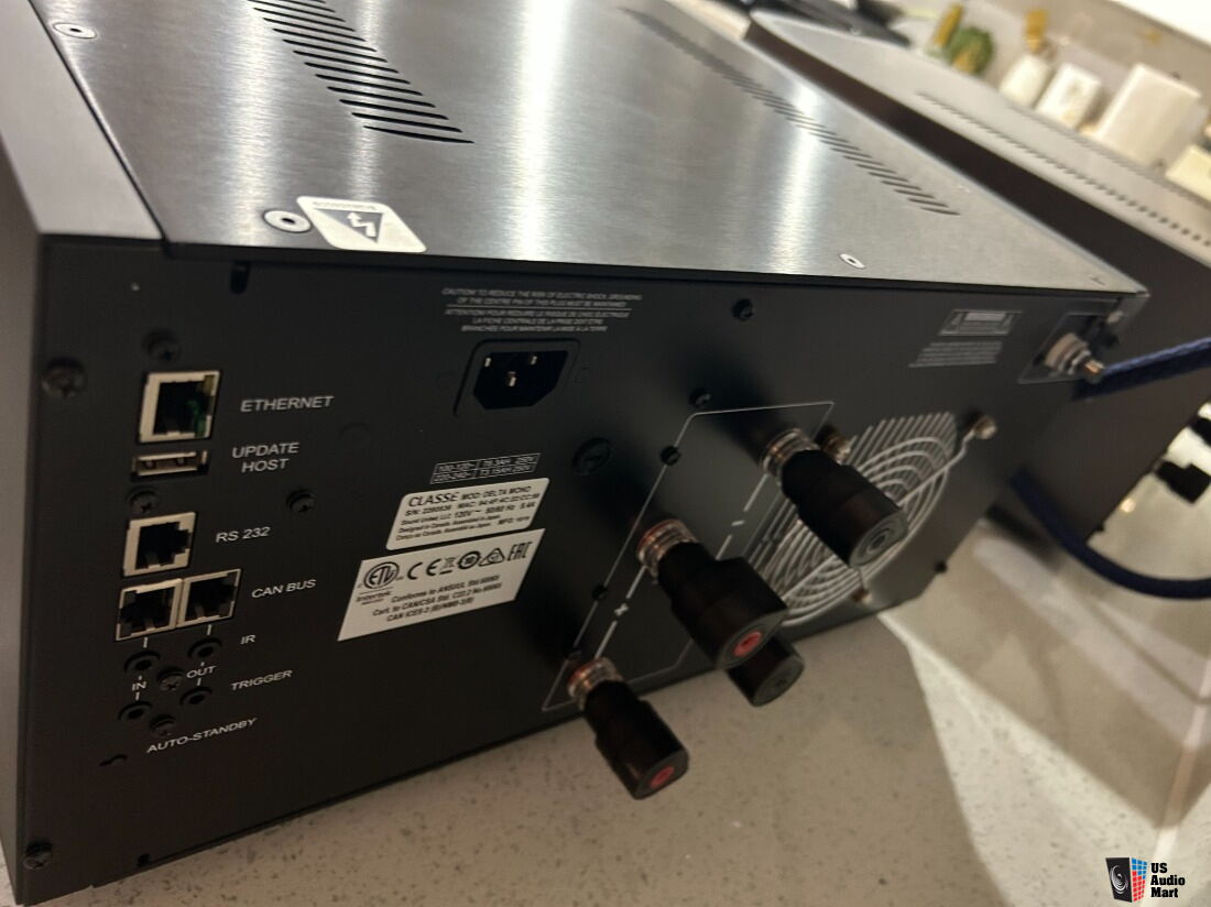 Classe Audio Delta Mono Power Amplifiers Photo #5410265 - US Audio Mart
