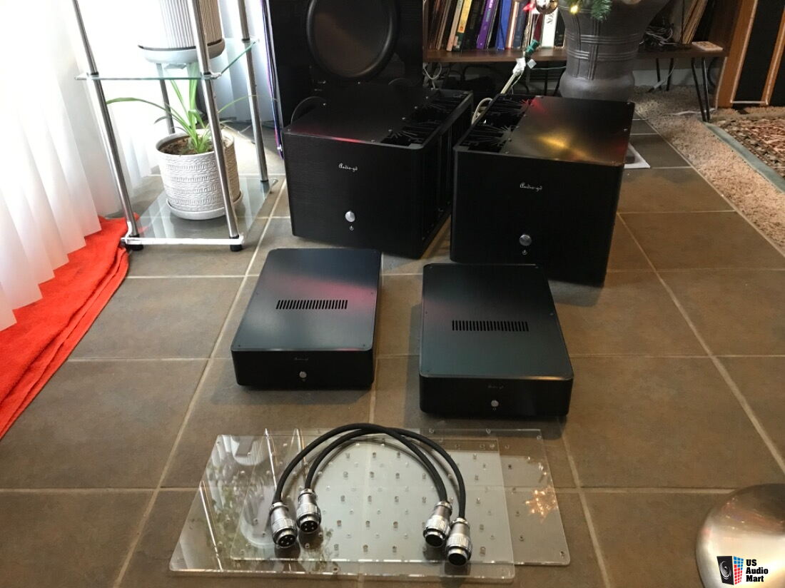 Pair of Audio GD HE-2 MK2 Reference Mono Amplifiers & Power Supplies ...