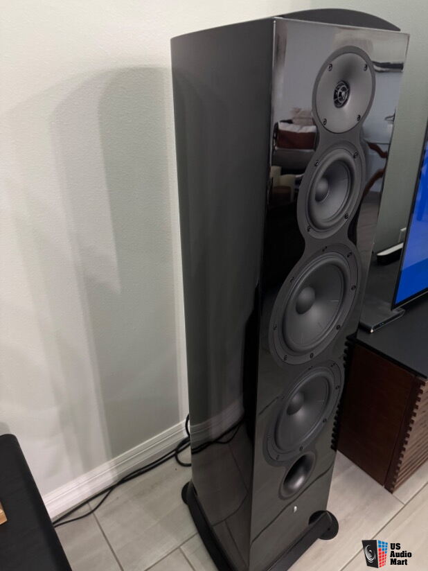FS Revel F208 Pair of speakers Photo #5412242 - US Audio Mart