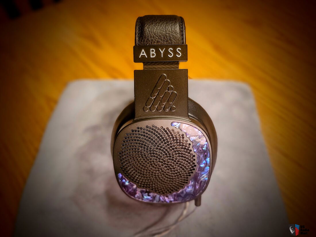 Abyss Diana DZ - complete with all original packaging and accessories ...
