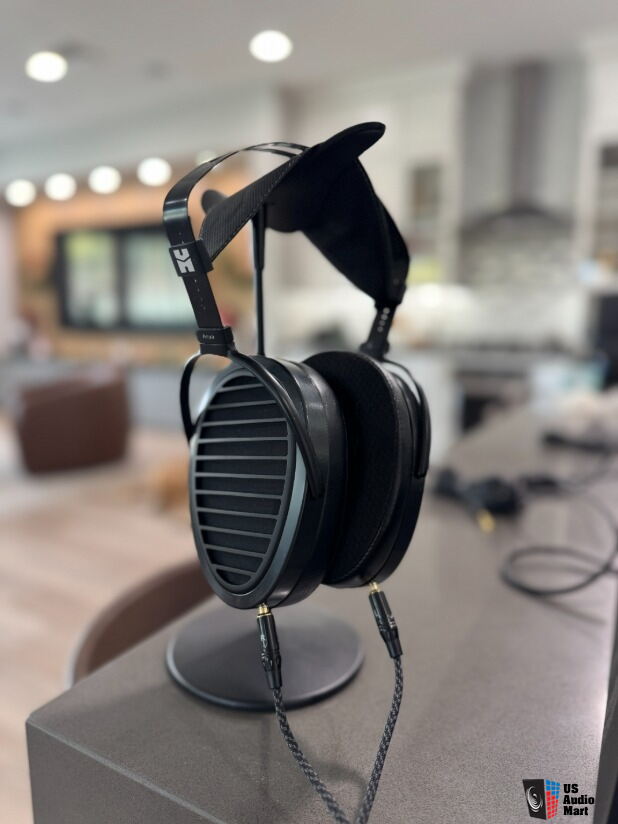 Hifiman Arya Stealth Magnet Edition /w Free Balanced Cable Photo ...
