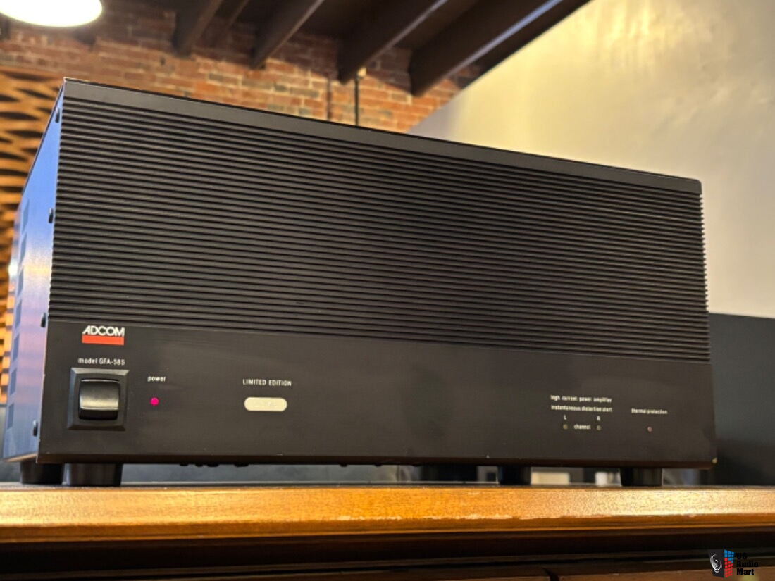 Adcom, 585 Limited Edition... Rare & Fabulous Power Package Photo ...