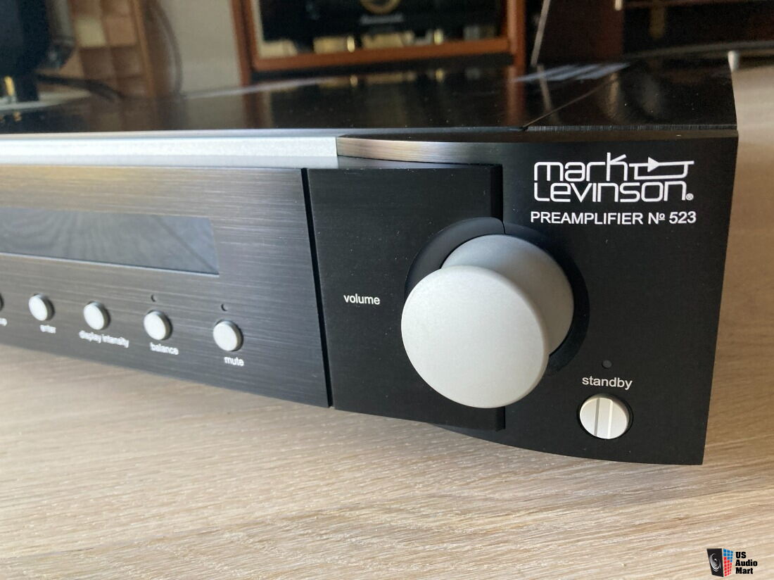 Mark Levinson No 523 Preamplifier with Phono Stage - great sound! Photo ...