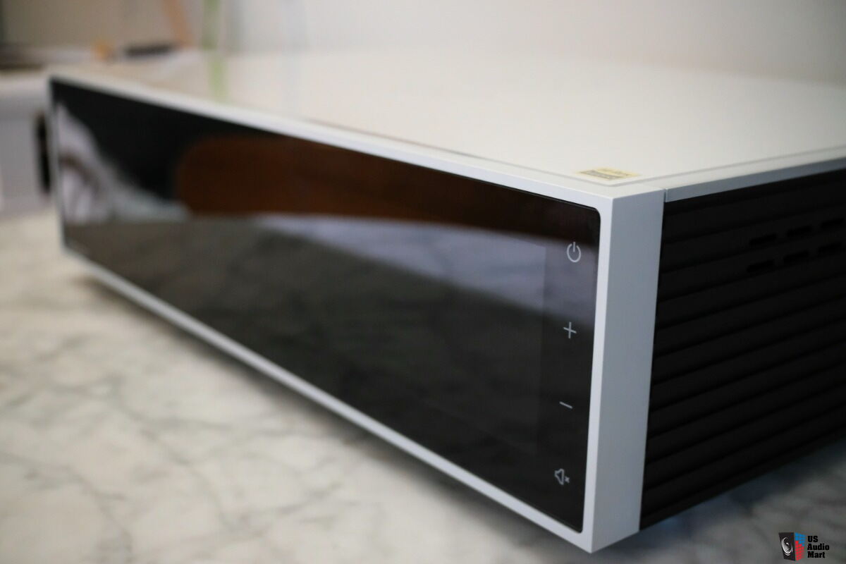 HiFi Rose RS150B Silver - Open Box Photo #5424430 - US Audio Mart