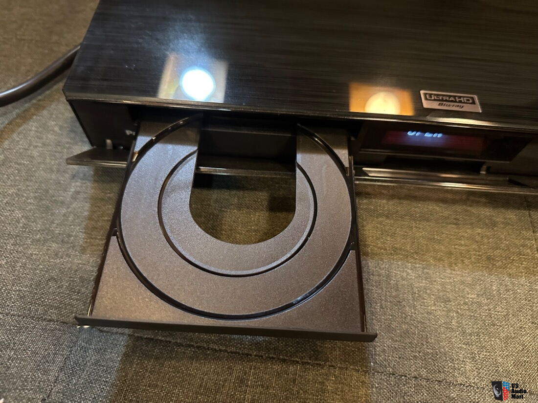 Panasonic DMP-UB900 Ultra HD 4K Blu-ray player & network streamer Photo ...