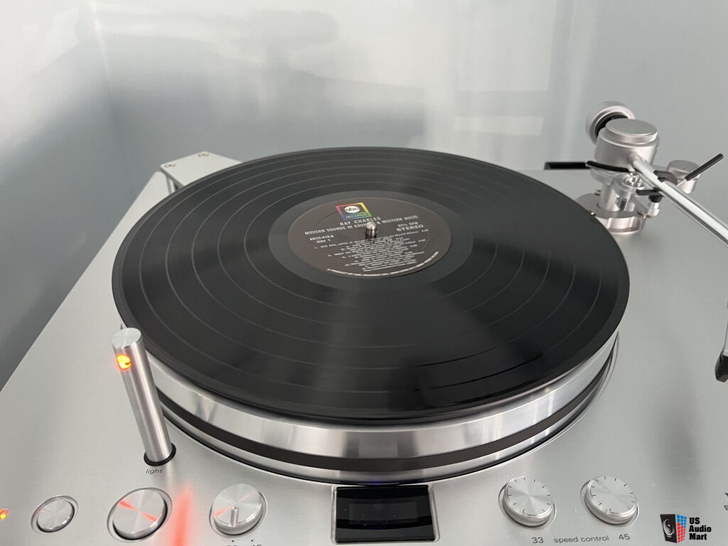 Luxman Turntable 171A Photo #5427127 - US Audio Mart