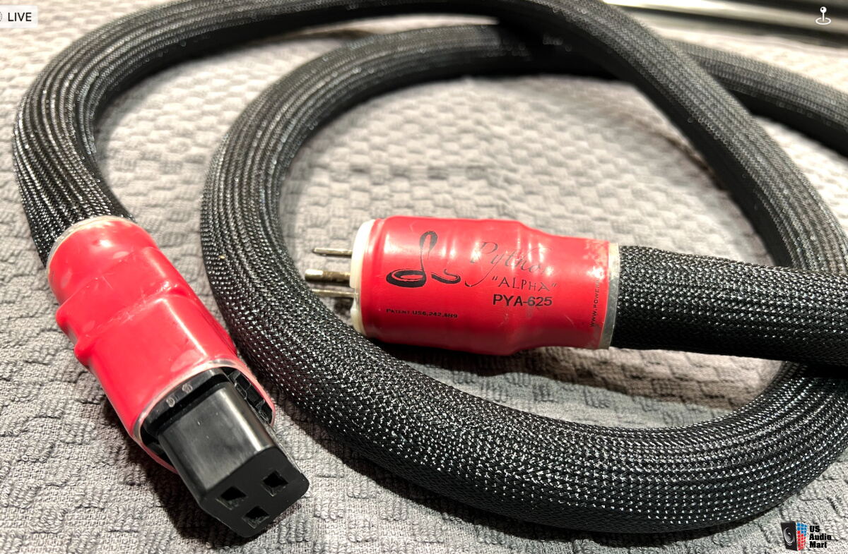 Shunyata Python Alpha Power Cord with 20 Amp IEC C19 connector Photo ...