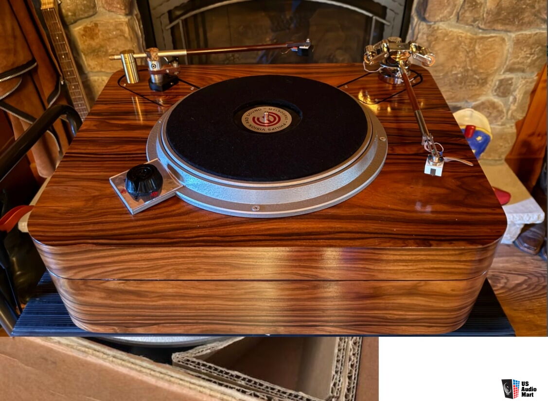 Commonwealth 12D turntable in bespoke Rosewood plinth, rare and ...