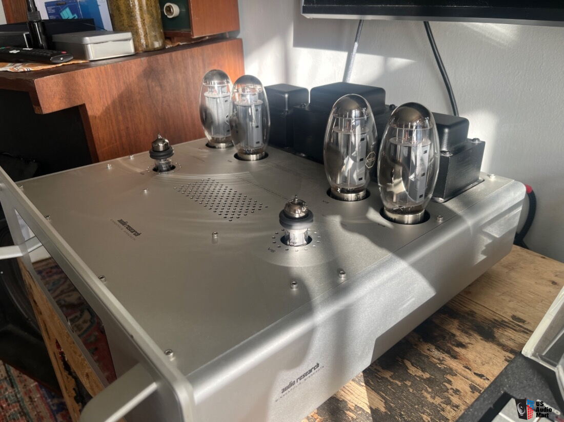Audio Research VT80SE under 50 hours ! Photo #5439455 - US Audio Mart