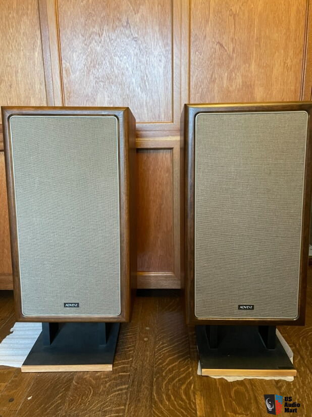 Original Advent 5012W Speakers Photo #5440817 - US Audio Mart