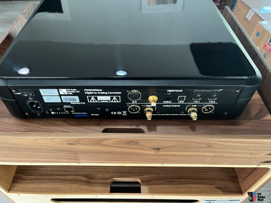 PS Audio DirectStream DAC MK1 with Network Bridge II Photo #5454376 ...