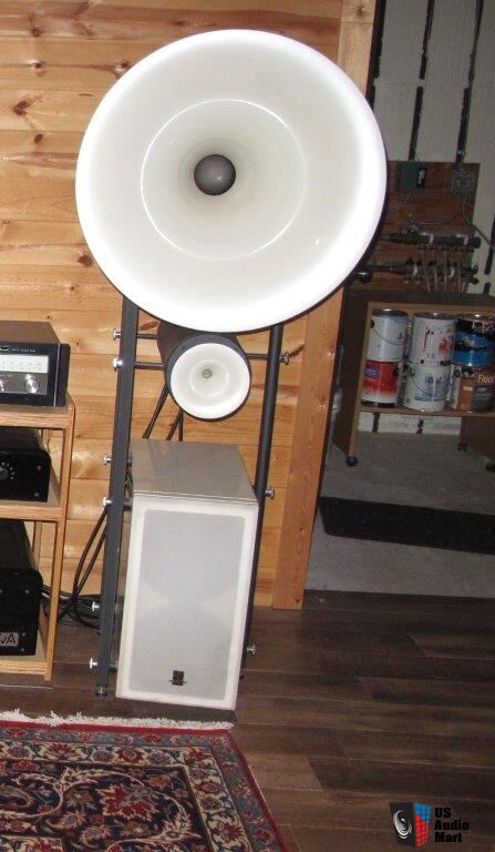 Avantgarde Acoustic Duo with Omega Upgrade Pearl White Photo #5455863 ...