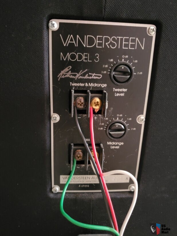 Vandersteen 3A Signature Cherry Finish Photo #5460680 - US Audio Mart